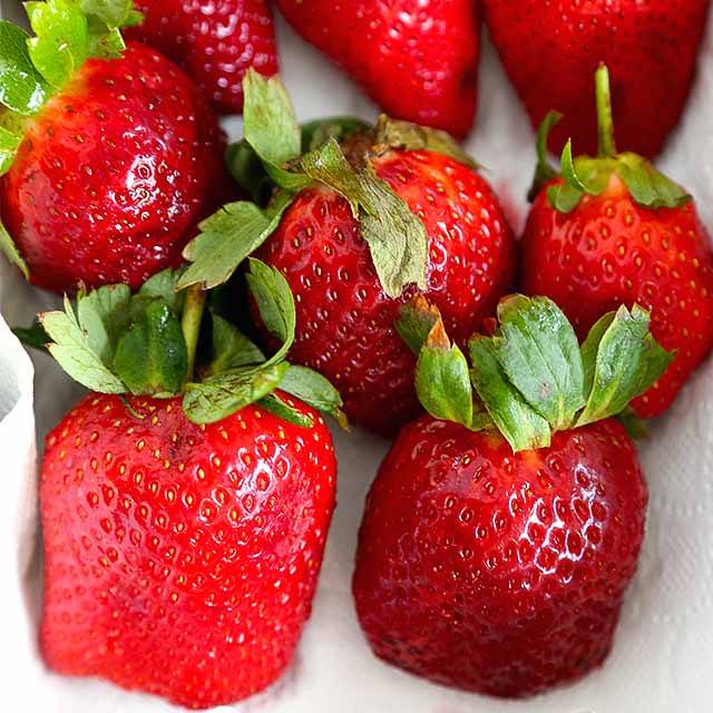 Comment congeler les fraises : guide étape par étape