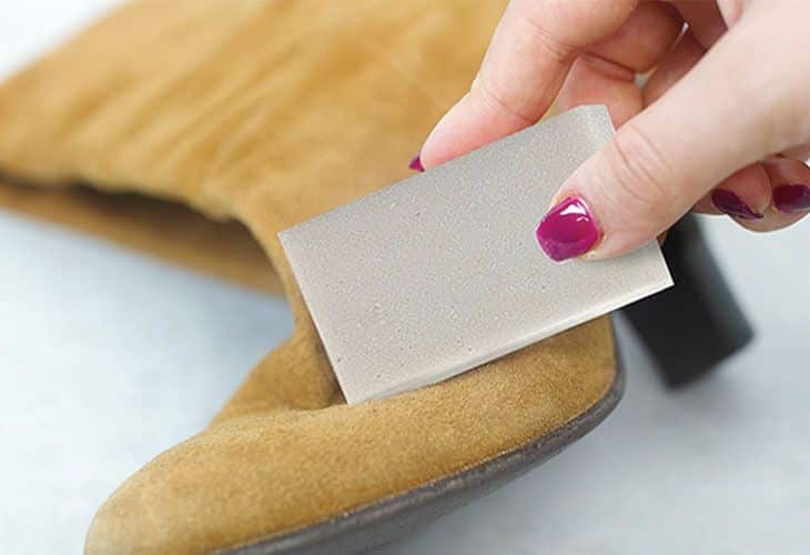 Comment nettoyer et détacher des chaussures en daim