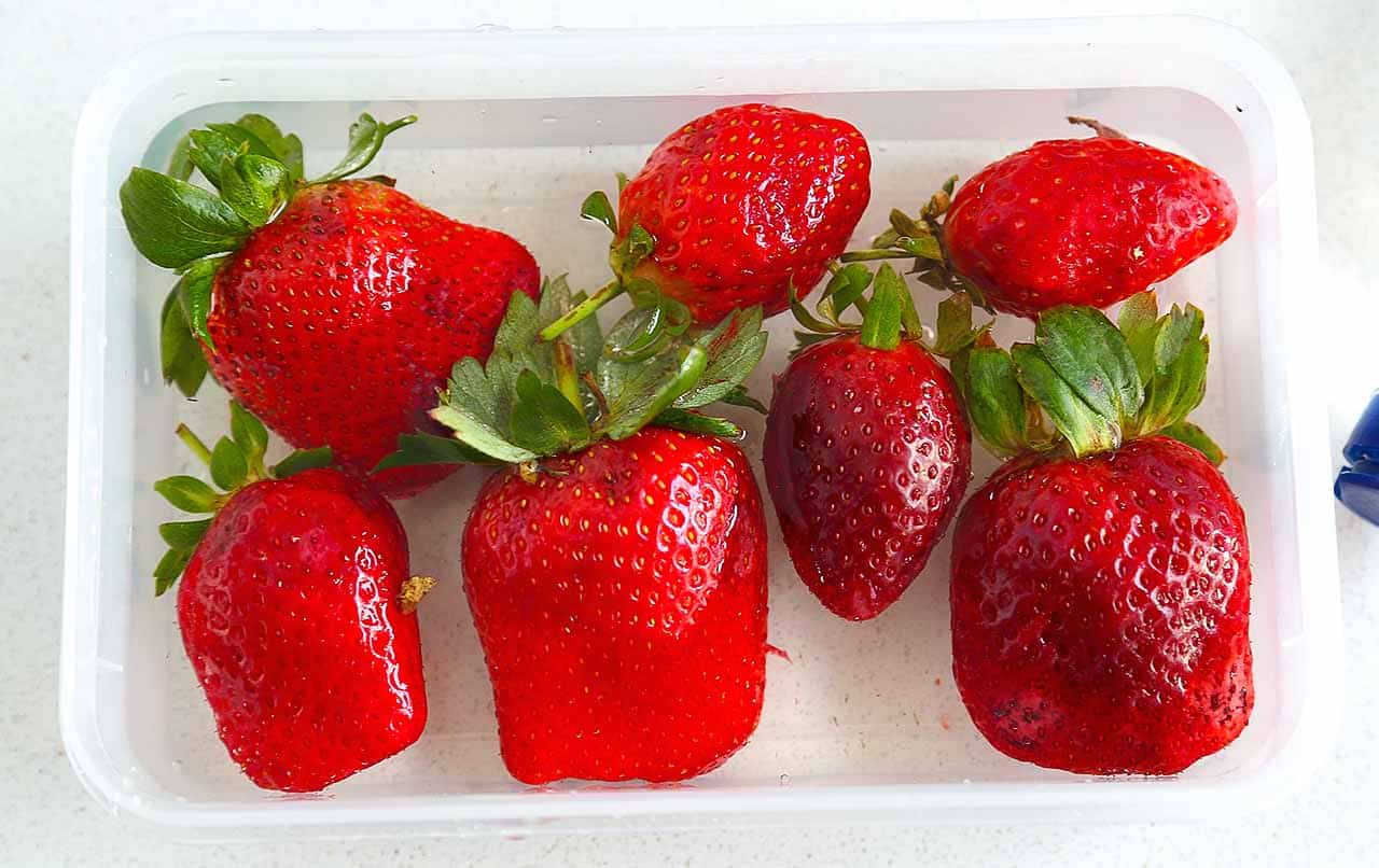 Comment congeler les fraises : guide étape par étape